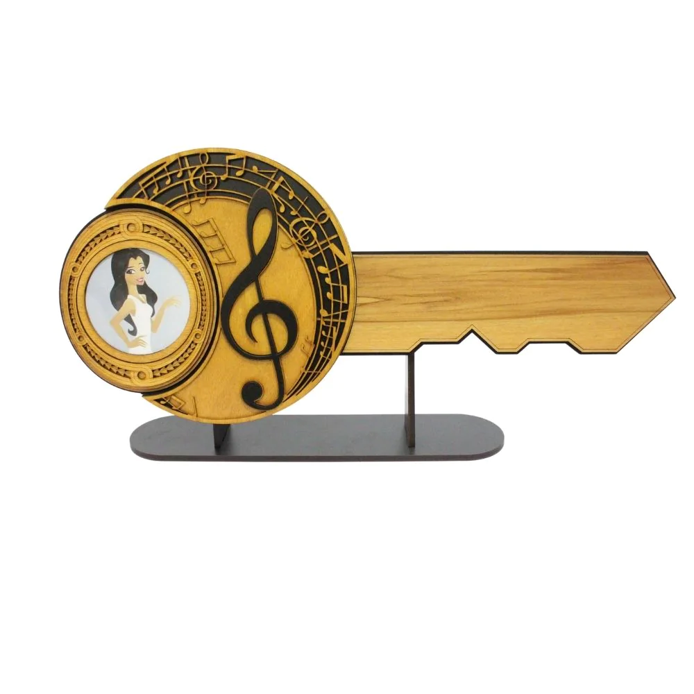 21ST TREBLE CLEF & CELEBRATION KEY WITH STAND (Engraving Option ...